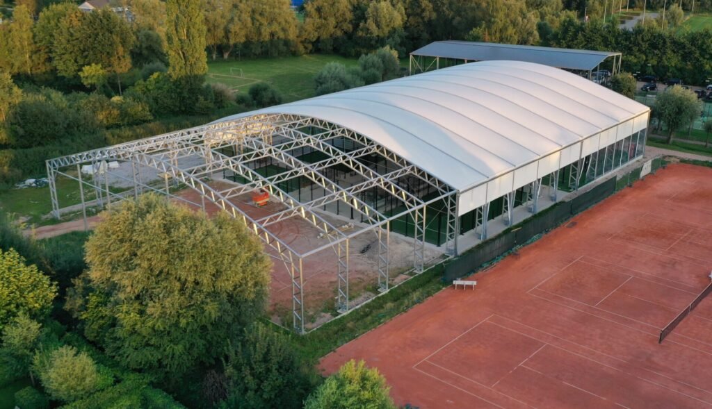 Cerramiento laterales y cubiertas de pabellones Okatent - Okatent