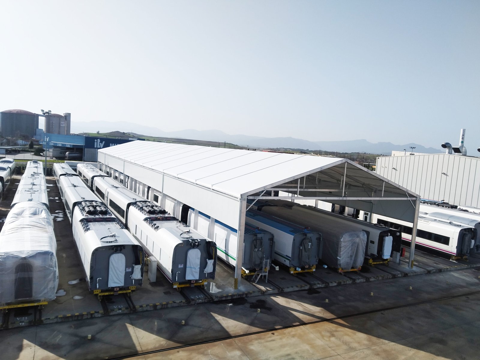 Naves modulares para cocheras de trenes